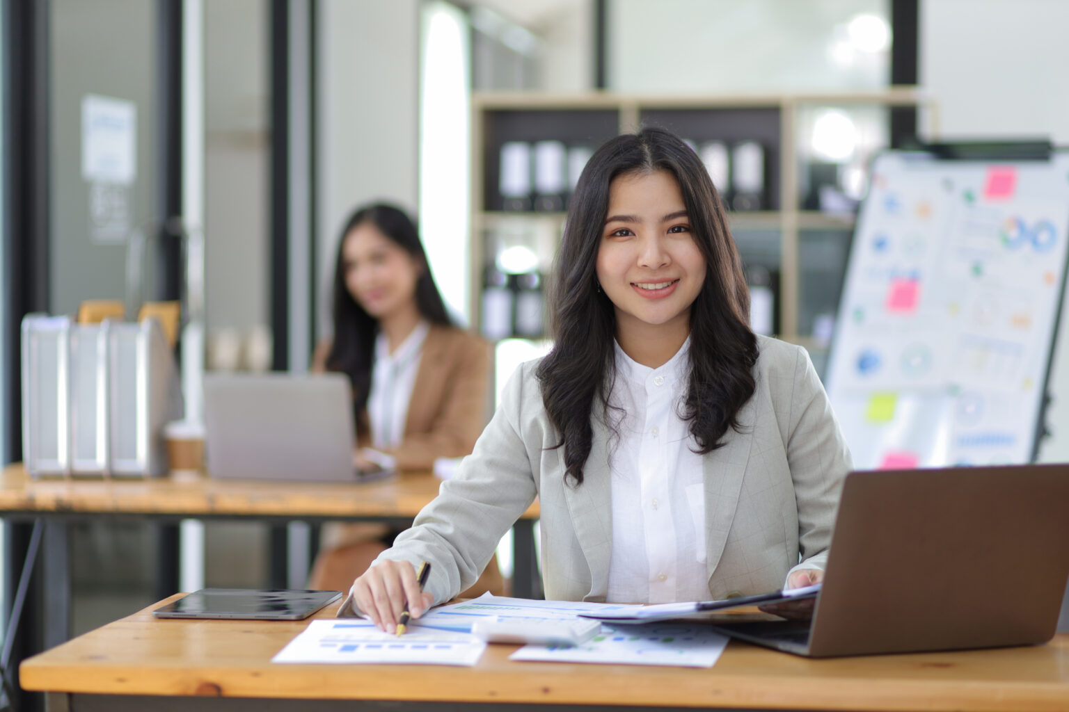 Career Apply Page - Metropolitan College